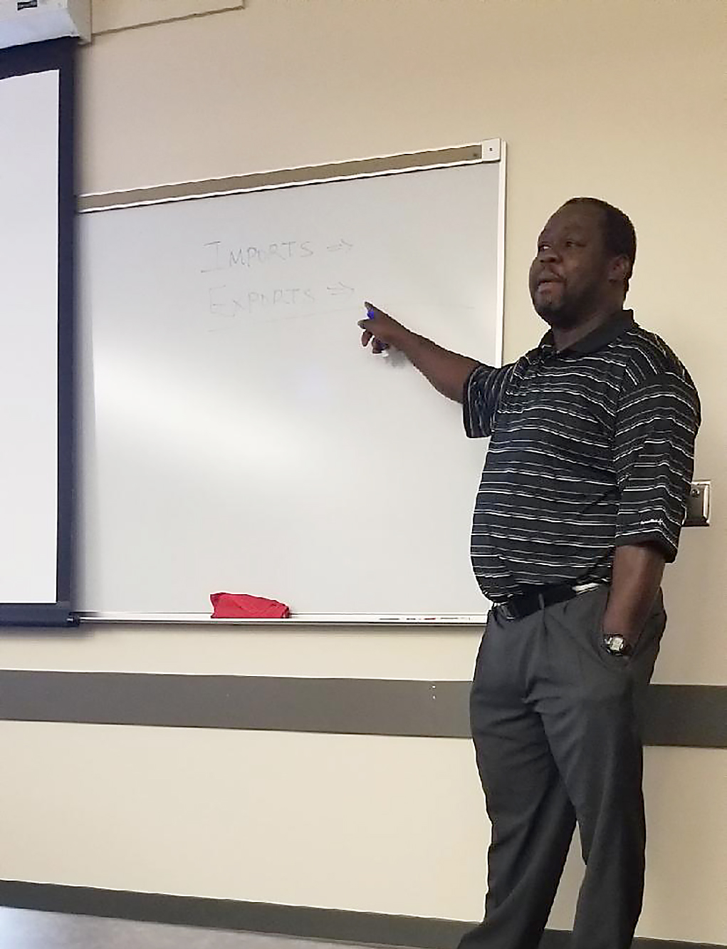 Professor brings affordablity to sportswear – Kirkwood Communiqué