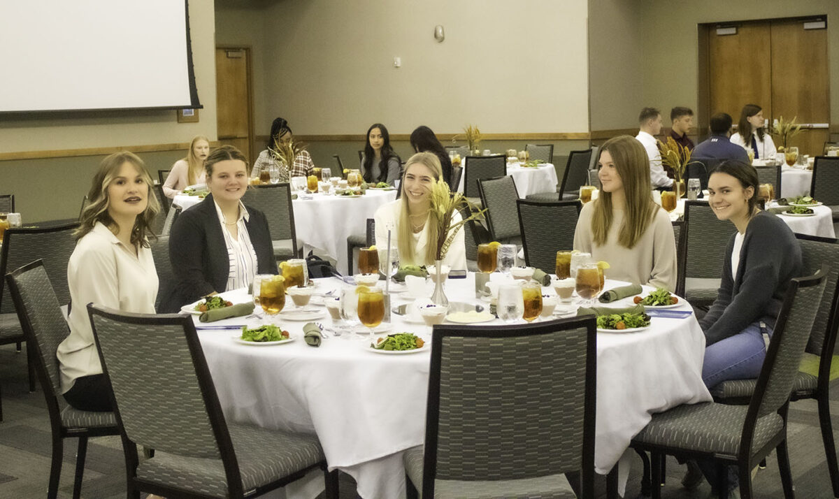 Mastering the art of business etiquette – Kirkwood Communiqué